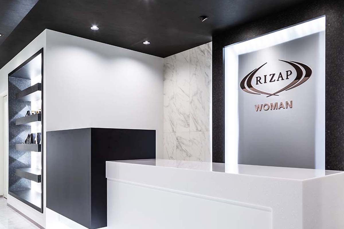 RIZAP WOMENトレーニング＆エステコースの口コミや評判はどう？RIZAP WOMENのエステの施術内容から効果まで徹底解説 | SlimMagazine
